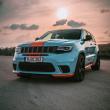 Jeep Trackhawk krijgt een historische livery aangemeten - Autoblog.nl