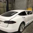 Veilingsnoep: een Tesla Model S limo die bijna af is - Autoblog.nl