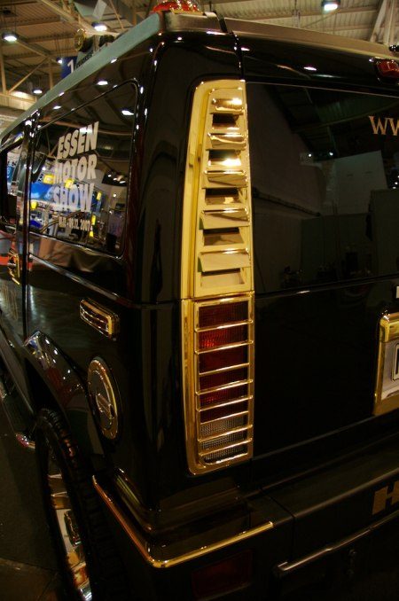 Real Gold Hummer - Autoblog.nl